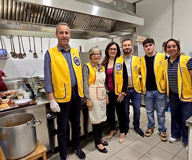 Agrigento, donazione alimenti e distribuzione pasti alla “Locanda di ...
